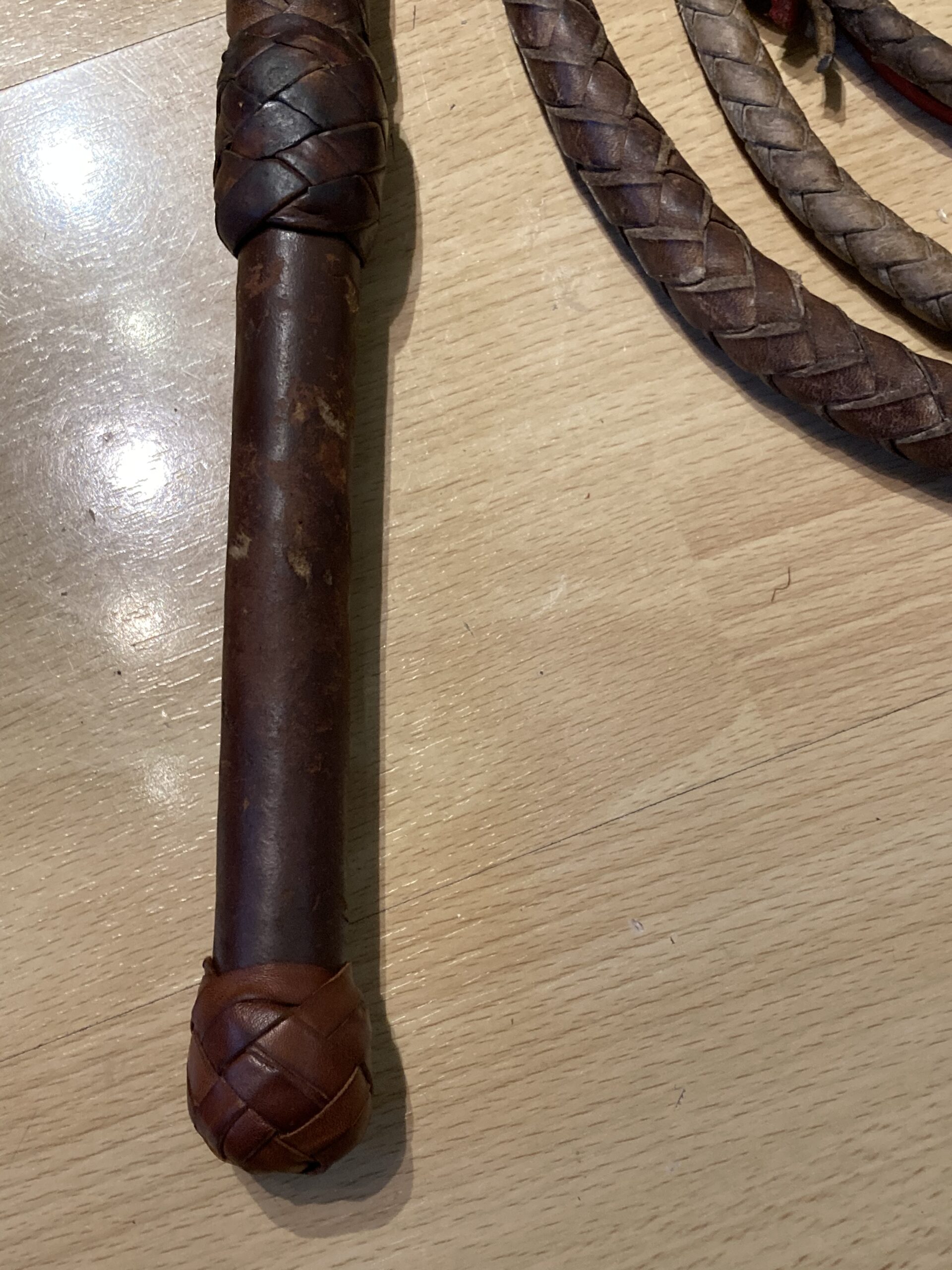 Bull whip Repair – Bullwhips.org